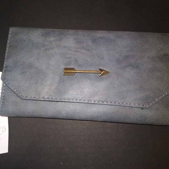 Minicci | Bags | Arrow Wallet | Poshmark